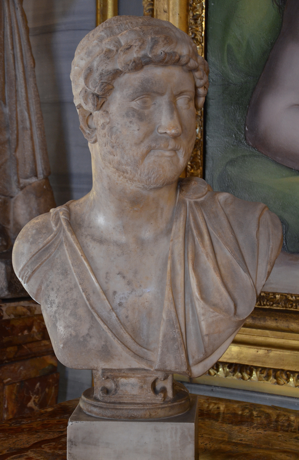 FOLLOWING HADRIAN Portraits of Hadrian