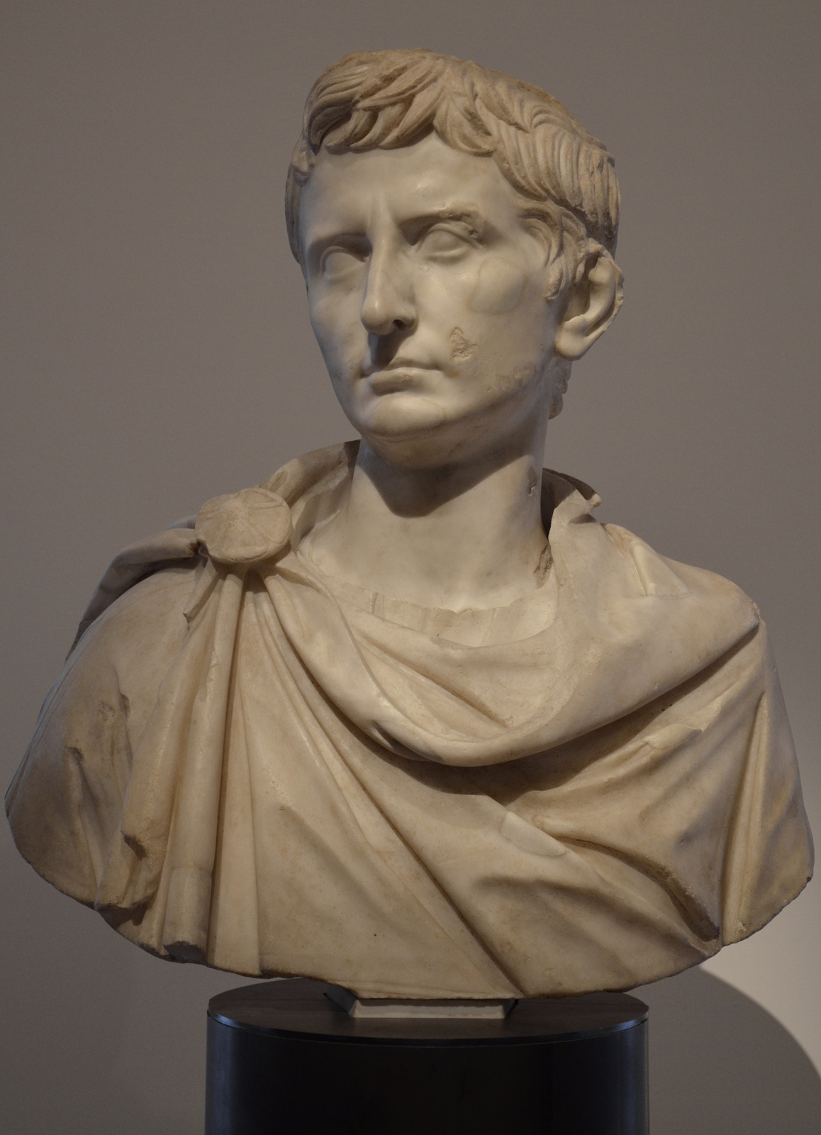 A tribute to Augustus FOLLOWING HADRIAN