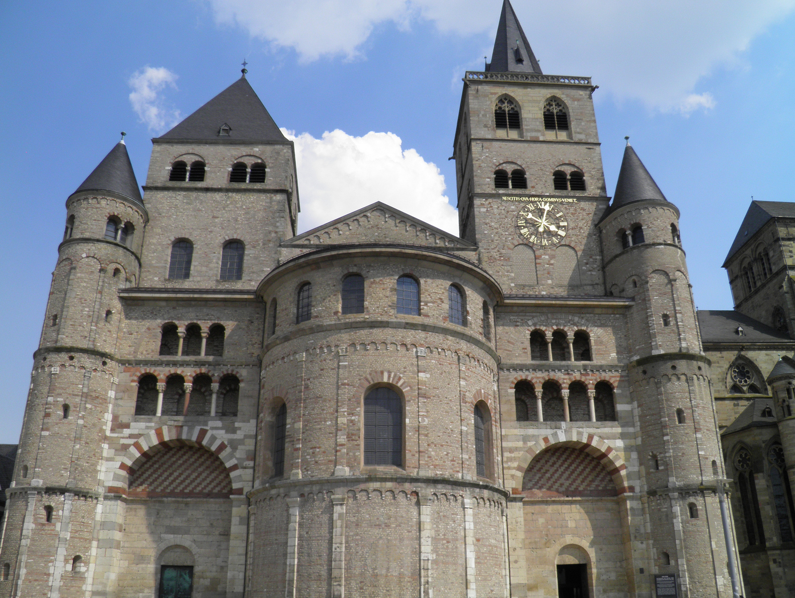 FOLLOWING HADRIAN 16998437688_c46cb2f3d0_h